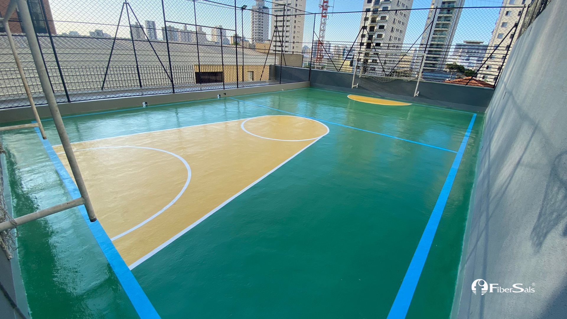Impermeabilização de quadra poliesportiva e playground de condomínio